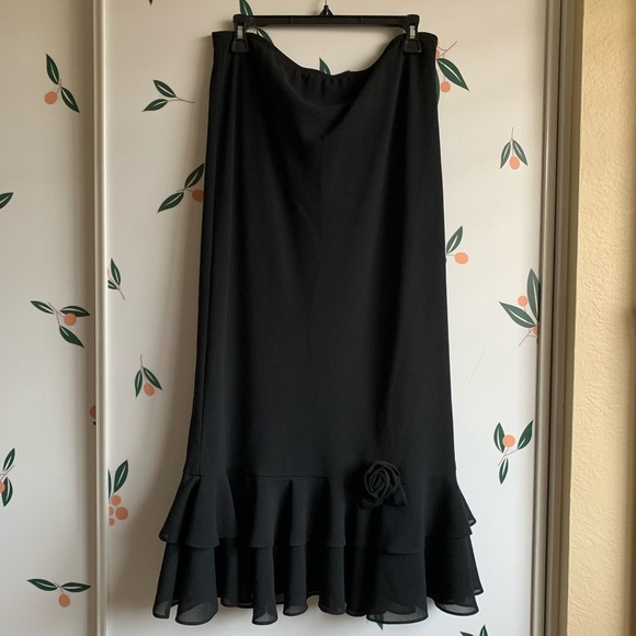 MSK | Skirts | Msk Black 3d Rose Motiff Ruffle Long Skirt Y2k Grunge ...